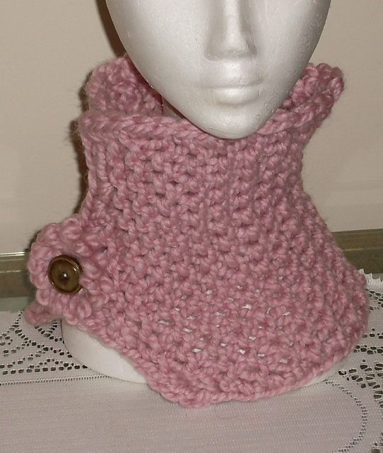 Ravelry: One Skein Wonder - Victorian Neck Cuff pattern by Tracey Waller