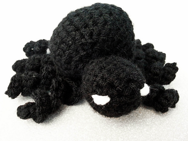 Ravelry: Creepy Crawly Spider pattern by Jessica Yoak