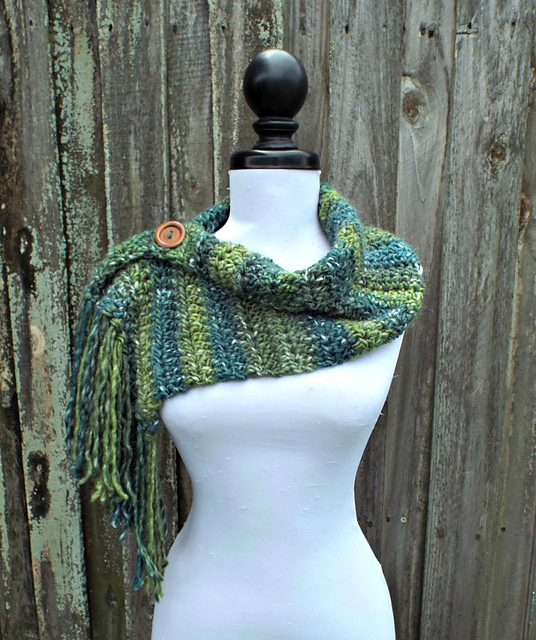 Ravelry: Angel Hair Scarflette pattern by Diane Serviss