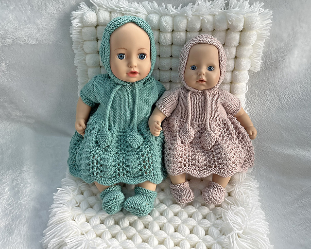 Ravelry: P156 Dolls Outfit pattern by Elizabeth Primrose Patterns