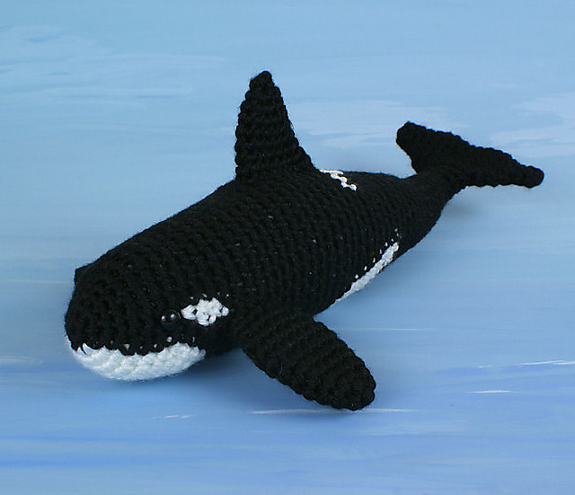 Ravelry: Orca - Killer Whale pattern by June Gilbank