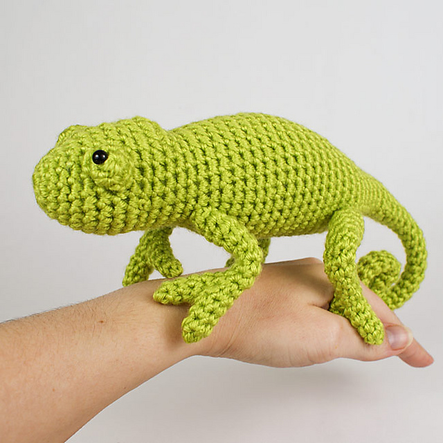 Ravelry: Chameleon pattern by June Gilbank