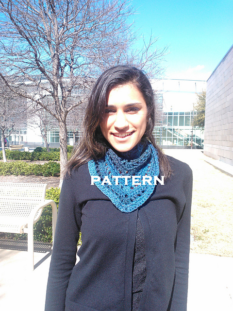 Ravelry: Sapphire Serenity Triangle Scarf pattern by Charlotte Boy