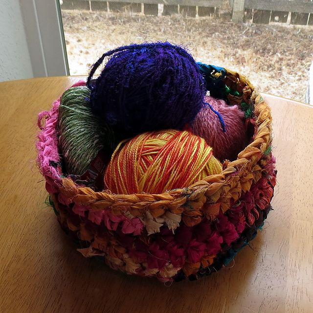 Ravelry: Nesting Baskets pattern by Pam Daley