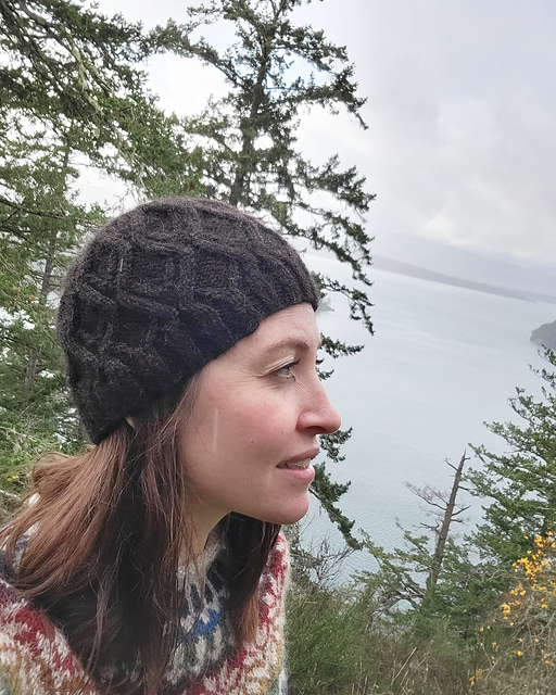 Ravelry: Laurus Nobilis Hat pattern by Caitlin Shepherd