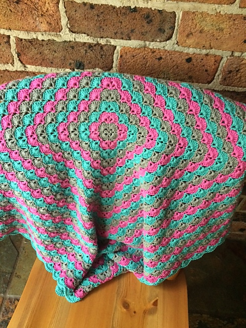Ravelry: pmilne's Beautiful Shells Blanket