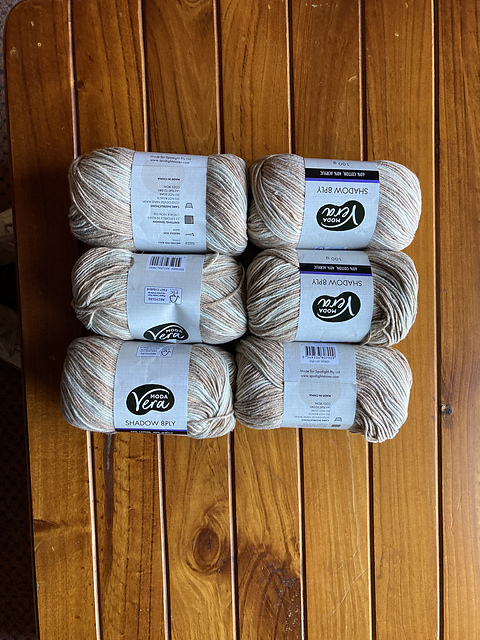Ravelry: Moda Vera Shadow 8ply