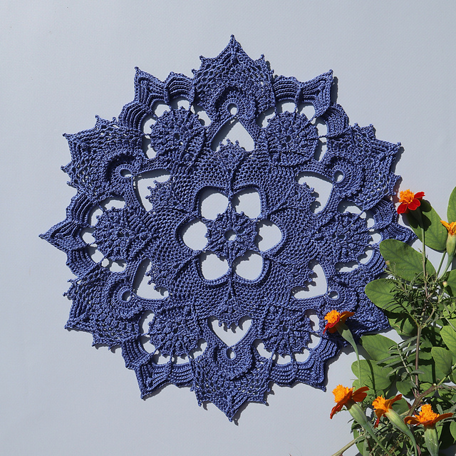 Ravelry: Doily #52 Negative Space pattern by Polina Papushoi