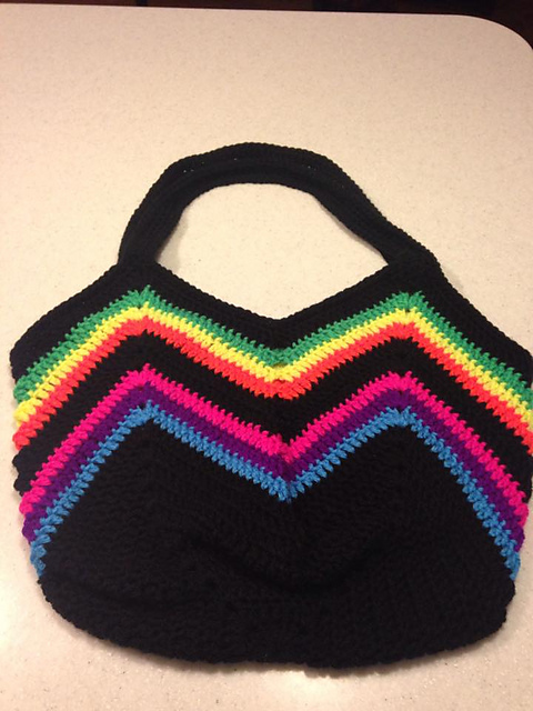 Ravelry: poshlynne's Neon Bag