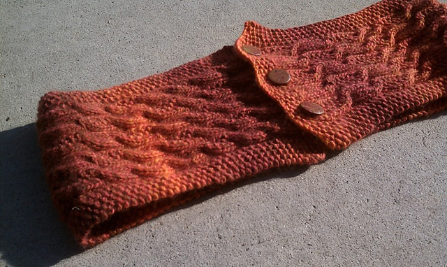 Ravelry: San Francisco Infinity Scarf pattern by Michelle Odgers