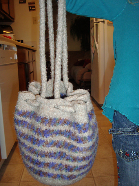 Ravelry: April Felted Wavy Bag pattern by Suzetta Williams