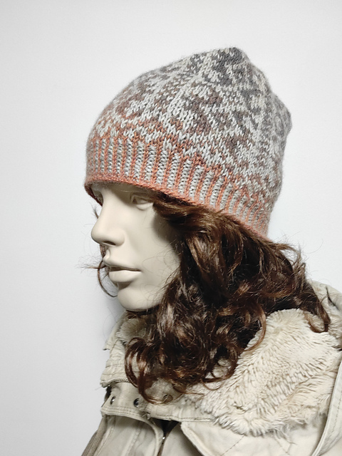 Ravelry: prepletarije's Balkan Tour Square hat
