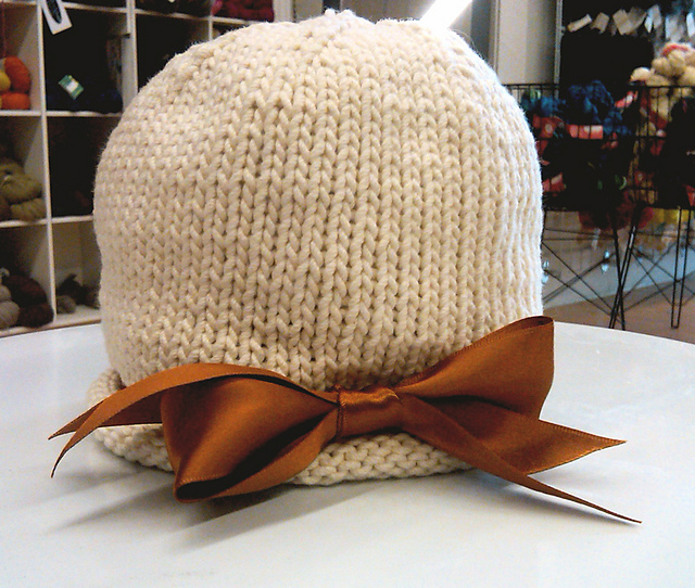 Ravelry: A Ribbon Runs Through It pattern by Allison Blevins
