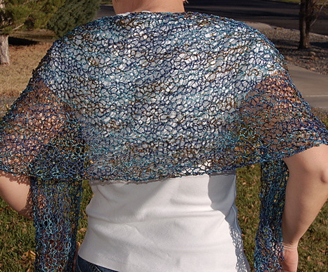 Ravelry: Small Shawl pattern by Tangle