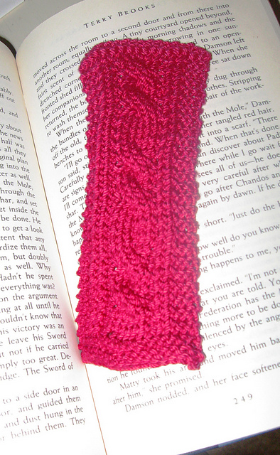 Ravelry: Virtue Bookmark pattern by Jeannie Bylinowski