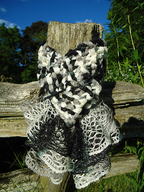 Ravelry: Sophisticated Sashay Scarf pattern by Christina Pridie