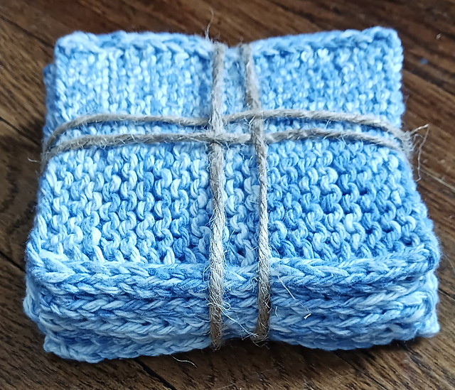 Ravelry: Mug Rug pattern by Christina Pridie