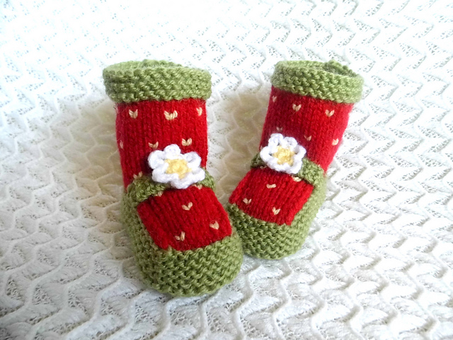 Ravelry: Berry Booties pattern by Val Pierce