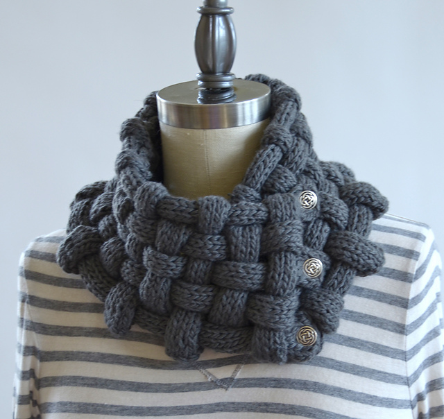 Ravelry: Woven Necker pattern by Pam Powers