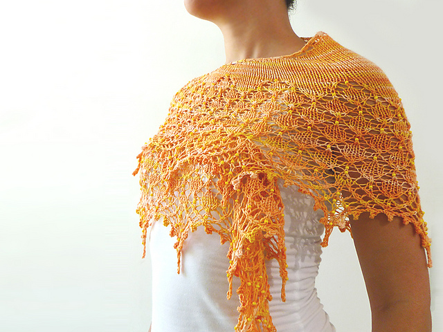 Ravelry: puguita's Pinky Candy Corn Shawl