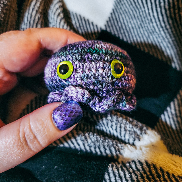 Ravelry: Mini Octo pattern by Sarah Free
