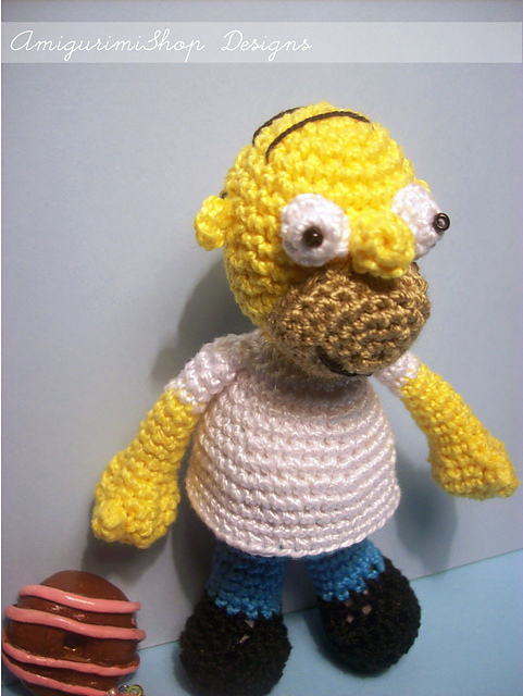 Ravelry: Homer Simpson pattern by May