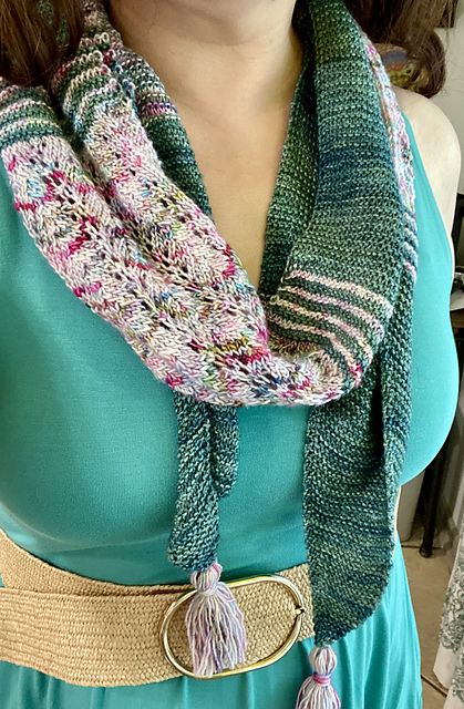 Ravelry: purlingpuente's Spring Lace Scarf Two Color