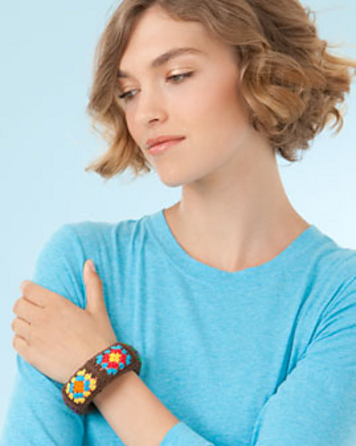 Ravelry: Great Grannies Bangle pattern by Erin Elkins Cable