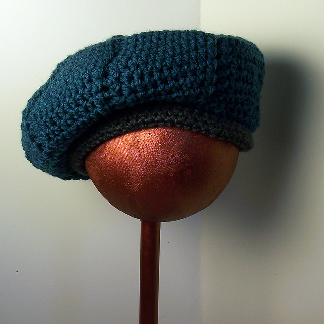 Ravelry: Stella Beret pattern by Vanessa Bentley