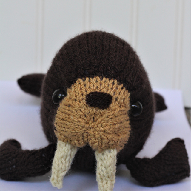 Ravelry: Walrus pattern by Rachel Borello Carroll