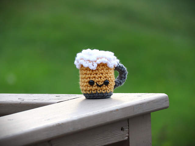 Ravelry: Mini Beer Mug pattern by Rachel Wisneski