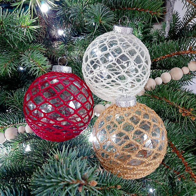 Ravelry: Heirloom Christmas Ornament pattern by Rachel Pyle