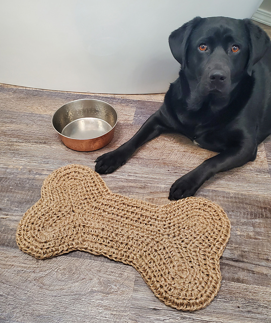 Ravelry: Dog Bone Bowl Mat pattern by Rachel Rae Crochet