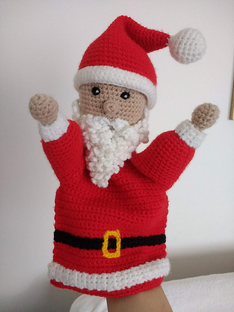 Ravelry: Santa Claus, hand puppet pattern by Jorgelina Oddi