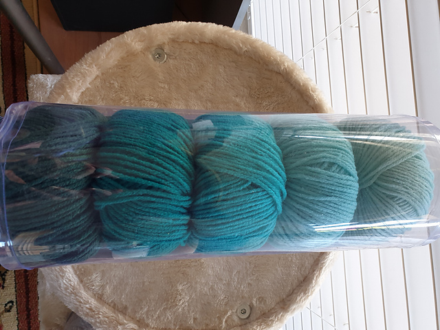 Ravelry: Value Ball Gradients
