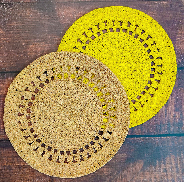 Ravelry: Cluster Buster Round Potholder pattern by Rajeshwari Singh