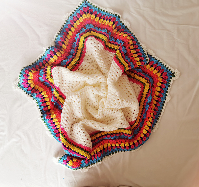 Ravelry: ranaforcrochet's continuous granny square baby blanket