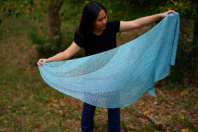 Ravelry: Sure on This Shining Night pattern by Ruth Nguyen