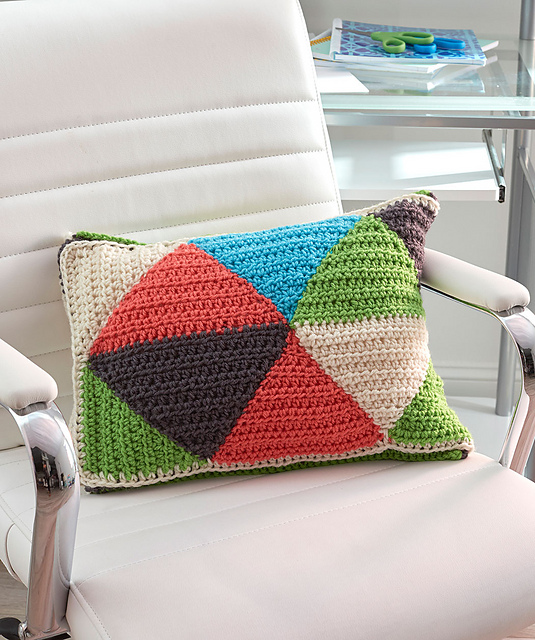 Ravelry: Triangle Puzzle Pillow pattern by Cassandra Bibler