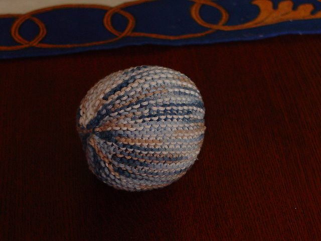 Ravelry: Knit Ball pattern by Deborah Pulliam