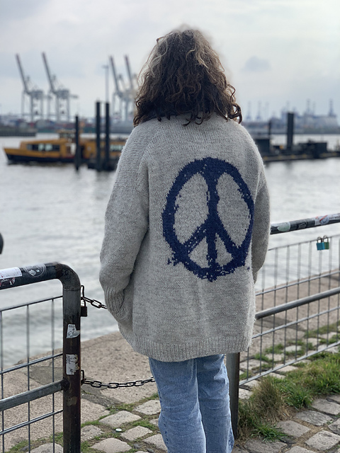 Ravelry: Peace Jacke pattern by Claudia Fromke