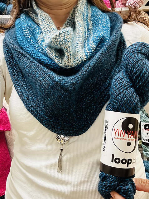 Ravelry: The Harmony Cowl pattern by Ellen Rubin