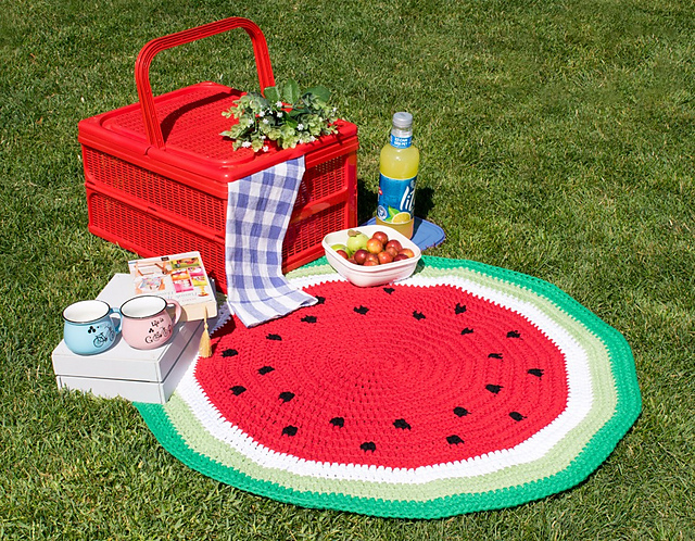 Ravelry: Watermelon Patterned Rug pattern by ReTwisst