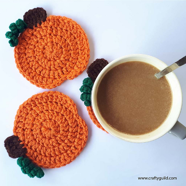 Ravelry: halloween pumpkin coaster pattern by Rhea Papellero
