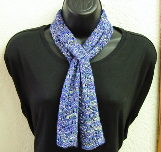 Ravelry: Lacey Keyhole Scarf pattern by Kelly Judson