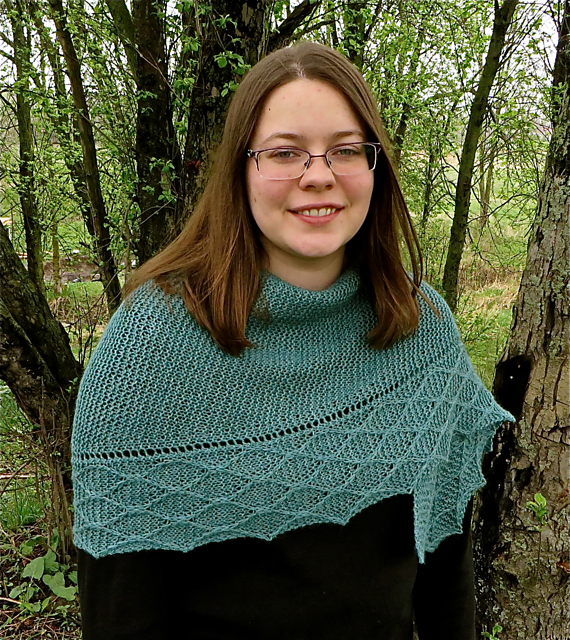 Ravelry: Entwined pattern by Faith Schmidt