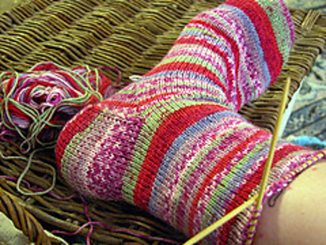 Ravelry: Toe up heel flap sock tutorial pattern by Andrea Mules