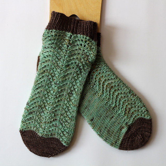 Ravelry: Chipper Socks pattern by Melinda Measor