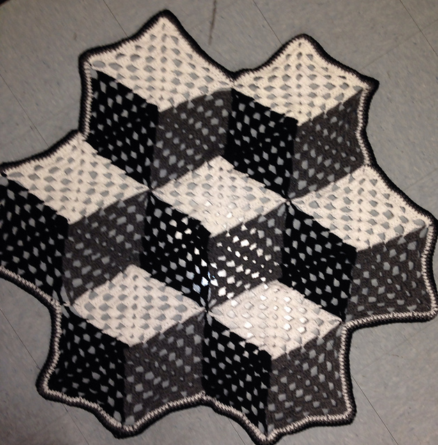 Ravelry: Optical Illusion Cube Throw pattern by Rik Gillette