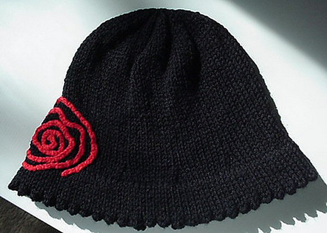 Ravelry: Oregon Rose Cloche pattern by Rilana Riley-Munson